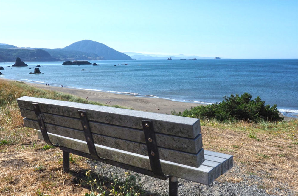 Perfect Picnics on the Southern Oregon Coast - Travel Southern Oregon Coast